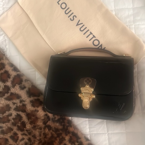 Louis Vuitton | Bags | Louis Vuitton Bb Crossbody Purse Everything I ...